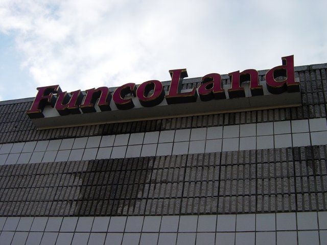 Remember When?: Video Game Stores Rocked