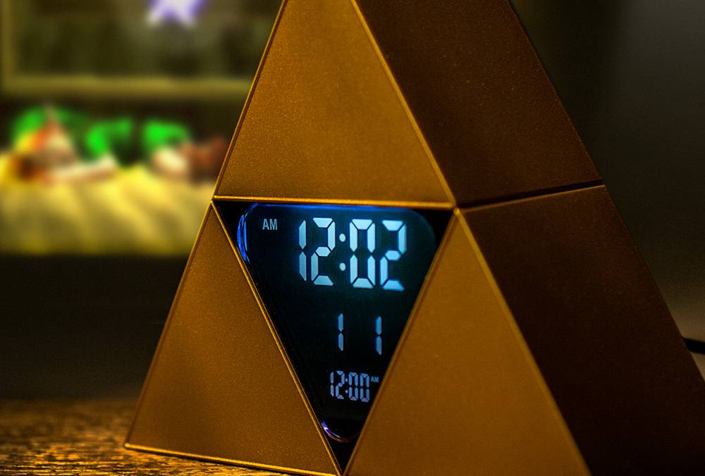 Legend of Zelda Alarm Clock That Plays ‘Link to the Past’ Theme Tune ...