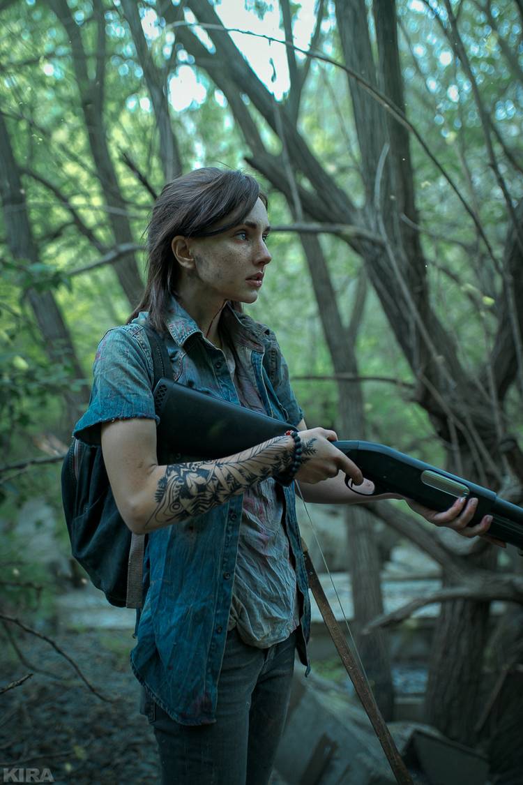 The Last of Us Part II Cosplayer Embodies the Fierce Ellie Just in Time ...