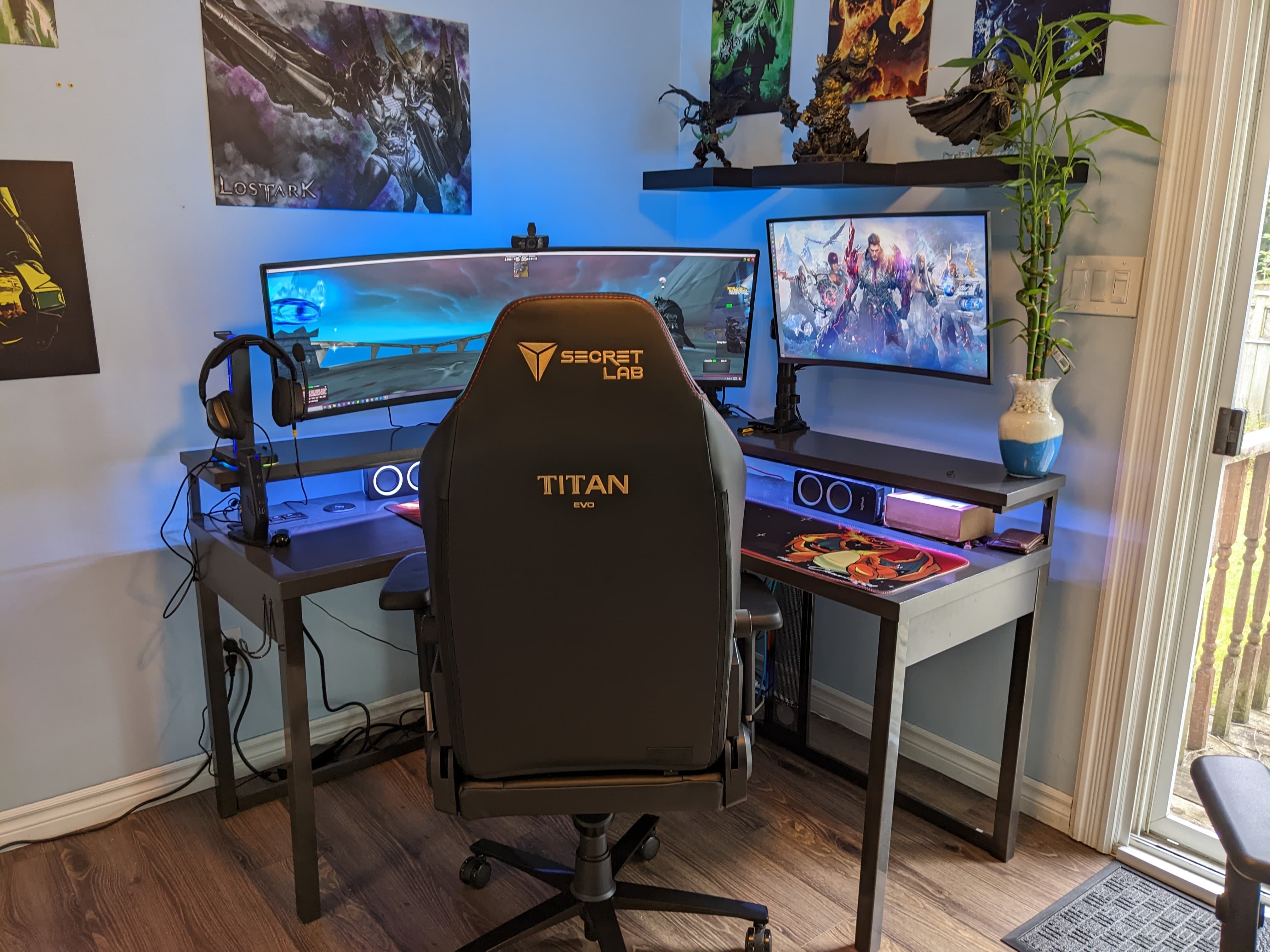 Secretlab Titan Evo 2022 Review - A Titan of the Industry